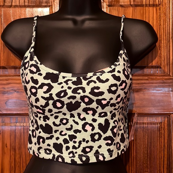 Forever 21 | Tops | Nwt Leopard Print Crop Tank Top | Poshmark